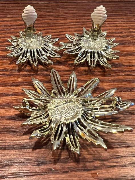 Sarah Coventry Sunflower Vintage Brooch And Earrings Si Gem