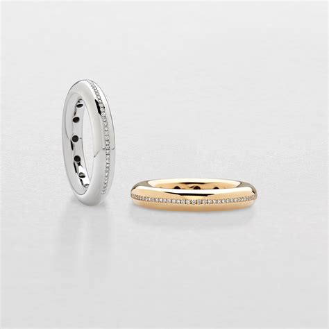 Anello Fascia In Oro E Diamanti Giorgio Visconti
