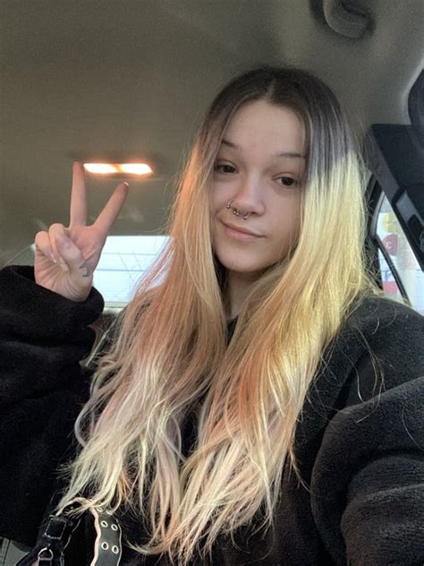 Tw Pornstars Tiny Satan 🦌 Pictures And Videos From Twitter Page 2