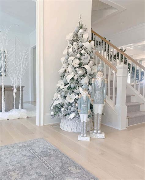 Tall Nutcrackers And A Small Tree Soul And Lane