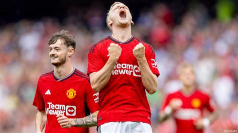 Manchester United Neemt Van De Beek Niet Op In Champions League Selectie