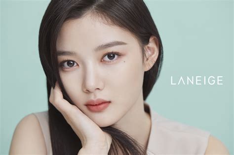 라네즈 Laneige On Twitter 그럼 트윗지기는 이만 그윽한 유정님 고화질 뿌리고 퇴근합니다 ٩ ᐛ …