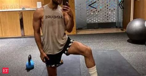 Anmol Gupta From Financial Analyst To Zomatos New Chief Fitness