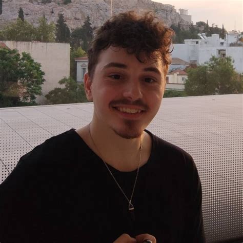 Juliano Jika Frontend Engineer Gwi Xing