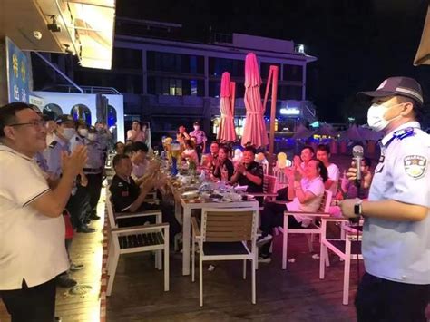三亞警方開展夜巡清查大整治！重點巡查夜宵攤、燒烤店、酒吧等 每日頭條