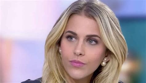 Sarah Saldmann Se Met Dans La Peau Des Salariés Payés Au Smic Beaucoup De Gens Sont