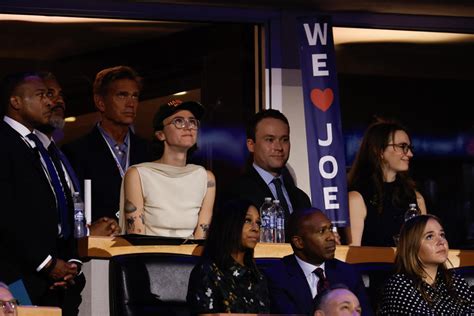 Kamala Harris Stepdaughter Ella Emhoff Wears Viral Camo ‘harris Walz