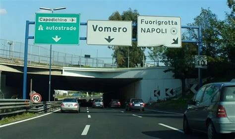 Tangenziale Di Napoli Chiusa Uscita Vomero Via Pigna Per Lavori