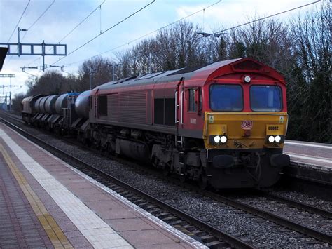 66082 Class 66 No 66082 With Classmate 66093 Passing Thro Flickr 66082 Class 66 No 66082 With Classmate 66093 Passing Thro Flickr