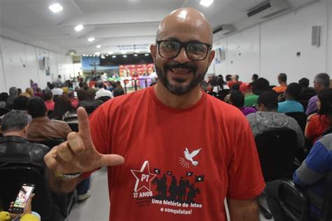 Comoção na Cidade amigos e familiares se despedem de Heliomar Medeiros em Vitória da Conquista