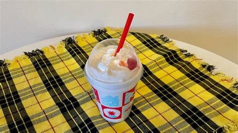 Sonics Peanut Butter Bacon Shake Review Its Pretty Good But Needs
