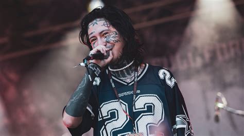 Lil Lotus So Klingt Der Titeltrack Des Neuen Albums Nosebleeder
