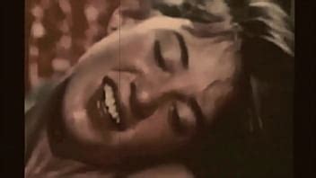 Retro Hairy Pussy Threesomes Xnxx Com