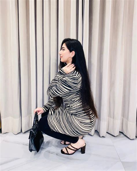 Zohra Umer Ali Qureshis Feet