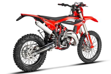 2023 Beta 125 Rr First Look [7 Fast Facts For Enduro Racing]