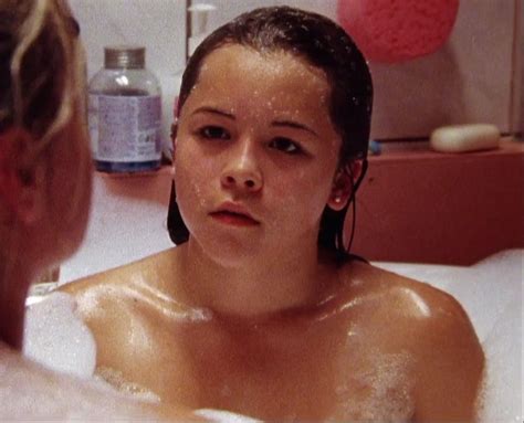Naked Elisa Schlott In Das Unsichtbare Mädchen