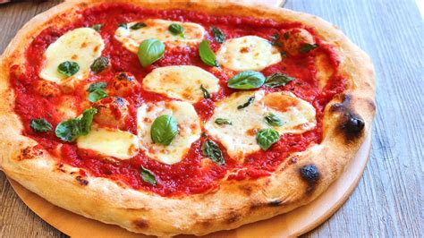 Pizza Margarita Receta Con Masa Casera Anna Recetas Fáciles