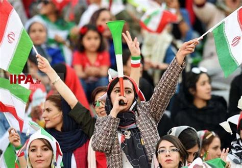 Iran Politics Club Iranian Sexy Soccer Babes Persian Football Fan Girls 5