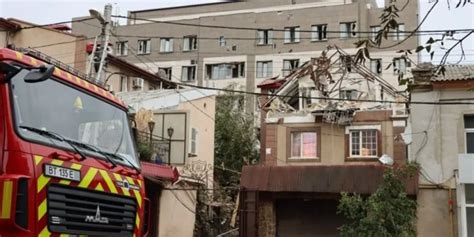 Удар ЗСУ по готелю в Херсоні — Скільки було вбито російських військових — новини з фронту Nv