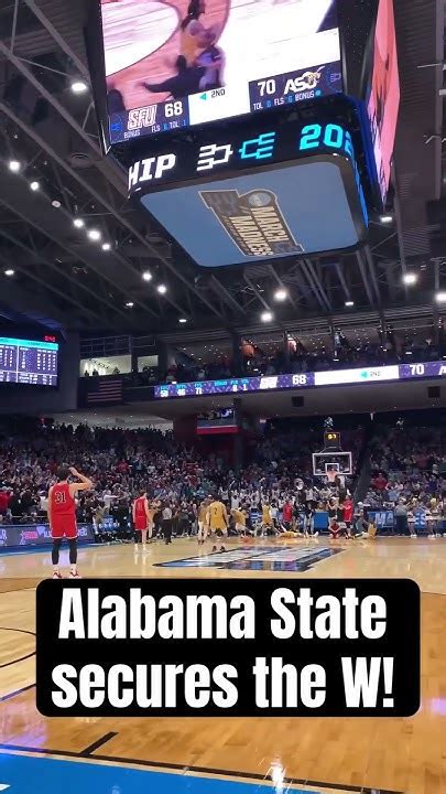 yeah we re still here 🙌🏾🏀🐝 fyp collegebasketball ncaa