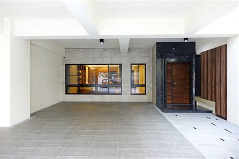 台南透天別墅建案：兩款含車庫的現代風住宅