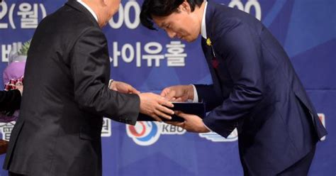 포토 이승엽 현역선수 첫 일구대상 수상