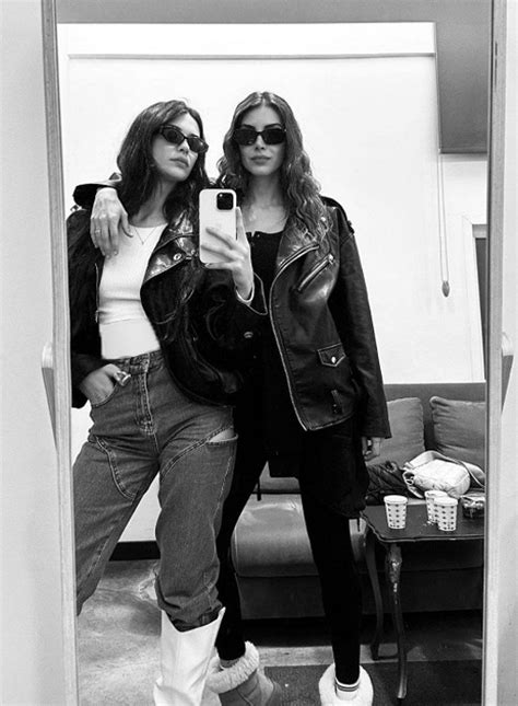 دنیز و دوریم، دو بازیگر مشهور ترک که این روزها با استایل‌هایشان جلب