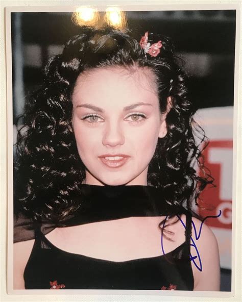 Mila Kunis Signed Autographed Glossy 8x10 Photo Coa Matching Holograms