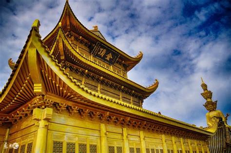 烟雨峨眉之行——峨眉山金顶，九十九道拐，报国寺 每日头条