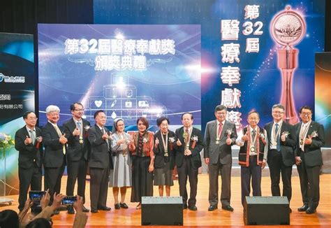 好心肝疫苗事件不起訴 許金川哽咽：醫奉獎彌補委屈 台灣名人坊 台灣 世界新聞網