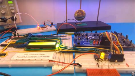 Clock Runs Computer In Slow Motion Hackaday