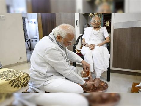 Pm Narendra Modi Mother Heeraben Health Update Pm Modi Heeraben Heart