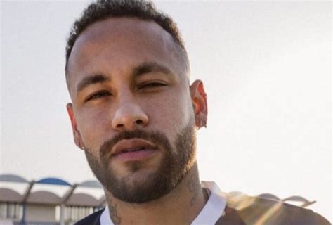 Húngara Diz Que Neymar é Pai De Sua Filha E Pede Pensão De R 160 Mil