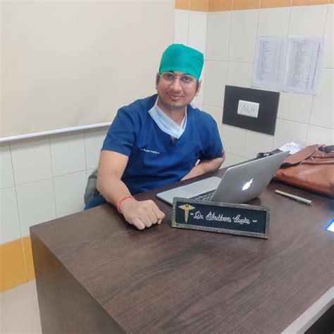 Dr Shubham Gupta Gwalior
