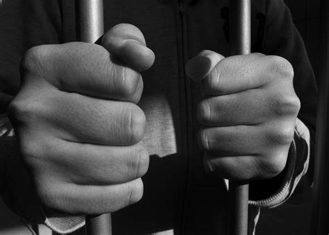 Homem é Condenado A 21 Anos De Prisão Por Feminicídio Cometido Diante