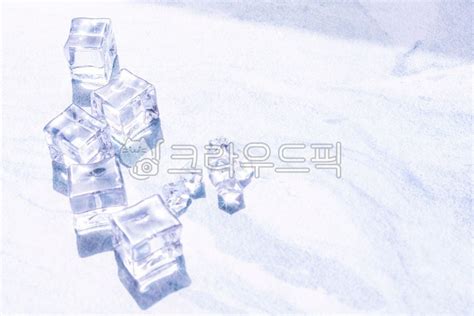 얼음 여름이미지 해안 더운 백사장 사진이미지일러스트캘리그라피 Borina작가