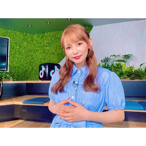 中川翔子さんのインスタグラム写真 中川翔子instagram「先日tiktokさんにお邪魔しました〜 ️ オシャレ社屋でした ️