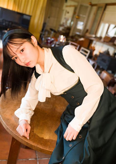 Shizume Nodoka 鎮目のどか Young Jump 2024 No 07 ヤングジャンプ 2024年7号 Idol