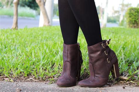 Look Vestido Com Bota E Meia Calça Bianca Schultz