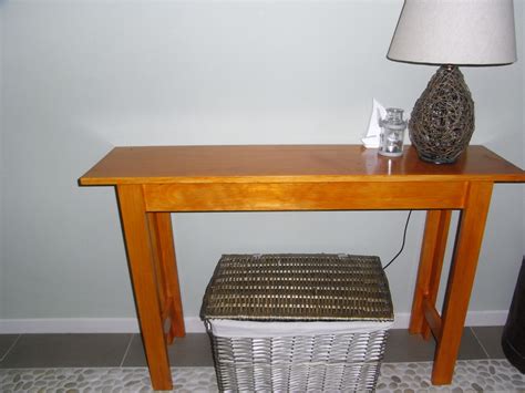 SIMPLE CHEAP AND EASY CONSOLE TABLE Ana White