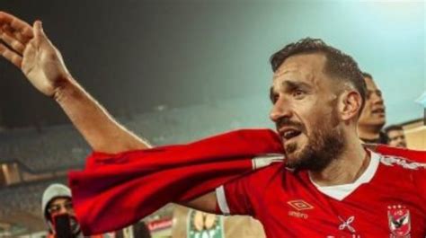 دا الفتى المدلل أحمد شوبير أندهش من هجوم الجماهير علي معلول موقع