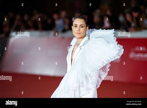 Nathalie Perus Hi Res Stock Photography And Images Alamy