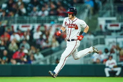 Watch Sean Murphys 2 Run Hr Propels Braves Past Twins 2019 Record