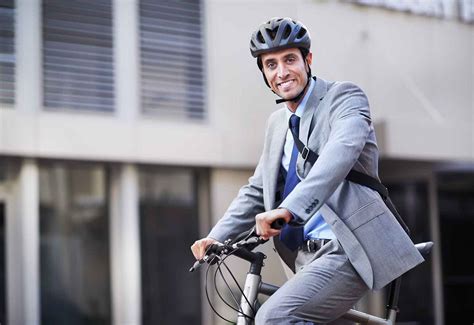 ¿es Obligatorio Usar El Casco De La Bici