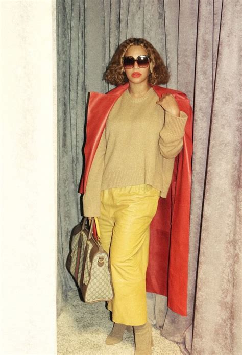 Beyoncé Looks Like A Retro Barbie Doll With New Blunt Bob Beyonce