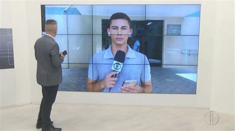 Vídeo Mulher e dois filhos são vítimas de tentativa de homicídio em
