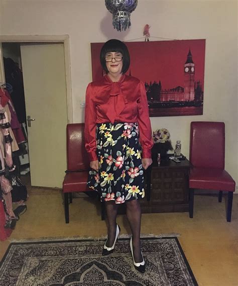 Img1322 Flowery Skirt Auntie Philippa Flickr