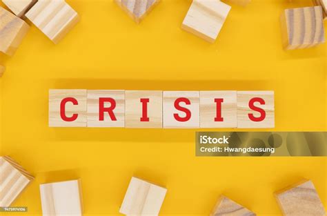 기호 위기 비즈니스 재정적 손실 위기 개념이 있는 나무 큐브 가능성에 대한 스톡 사진 및 기타 이미지 가능성 개념 개념과 주제 Istock