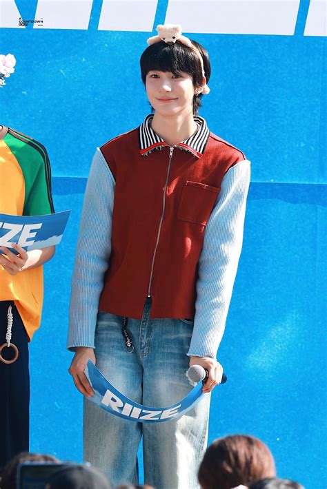 더쿠 오늘 데뷔 첫 미팬한 라이즈 앤톤 찬영이