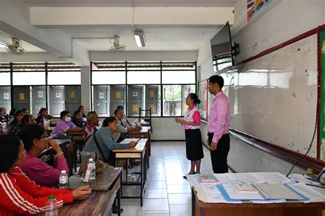 โรงเรียนเพชรละครวิทยา โรงเรียนเพชรละครวิทยา เพชรบูรณ์